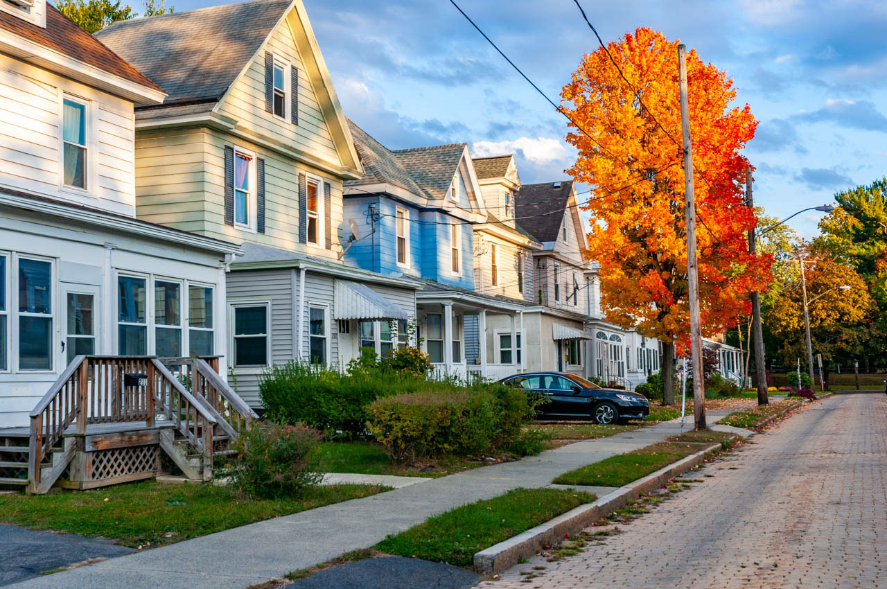 Rise and Shine: Thursday, Oct. 16, 2025 - CivMix